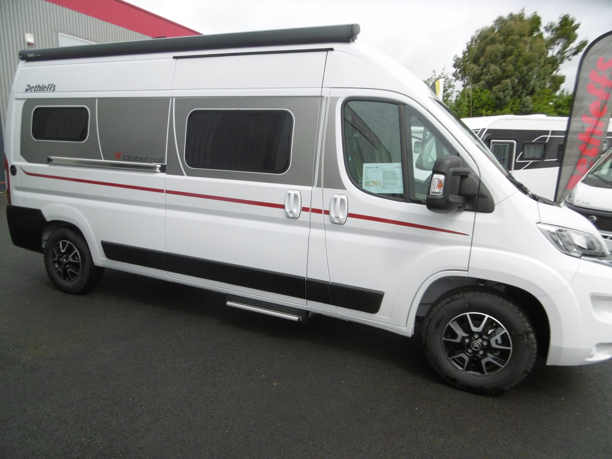 Fourgon DETHLEFFS GLOBETRAIL 600 - Aven Camping-Cars
